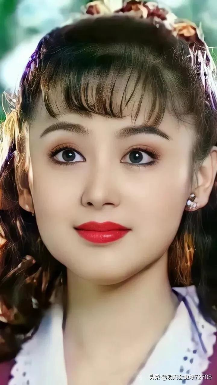 Chen Hong and Zhao Mingming, who do you think is more beautiful - iNEWS