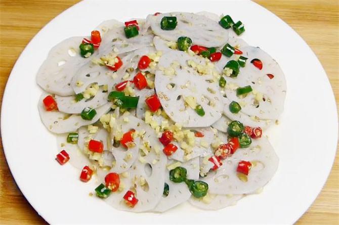 Cold lotus root slices, 30-year-old recipe, no complicated seasoning ...