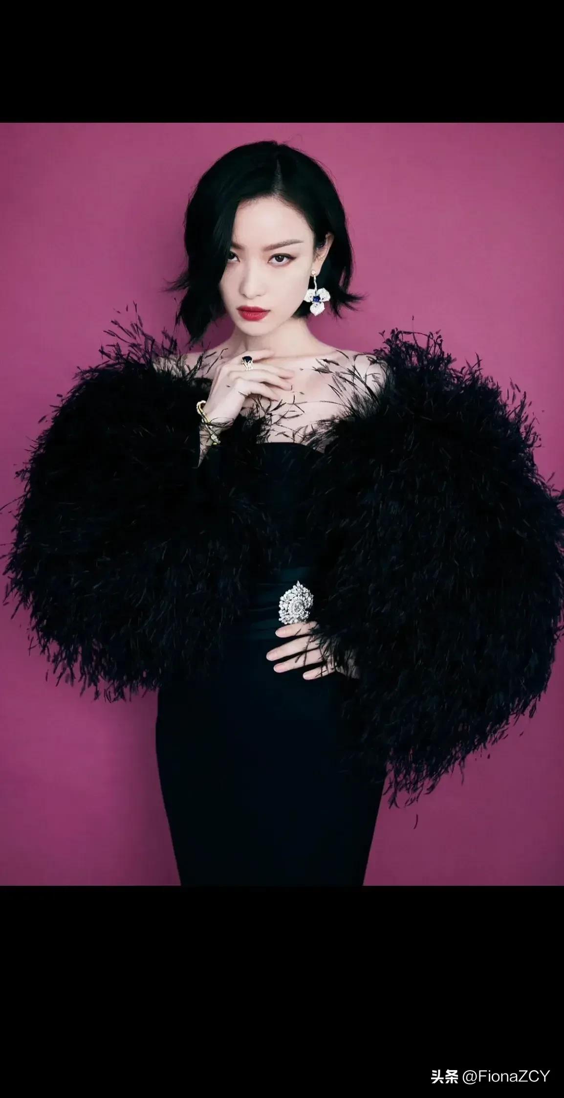 Ni Ni, a beautiful woman from Nanjing, is graceful and graceful, with a ...