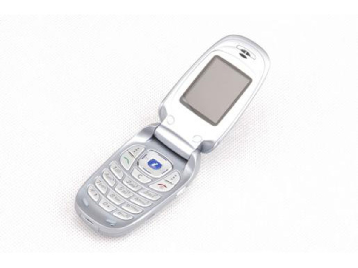 Mediocre fashion clamshell eggs - Samsung X648 mobile phone - iNEWS