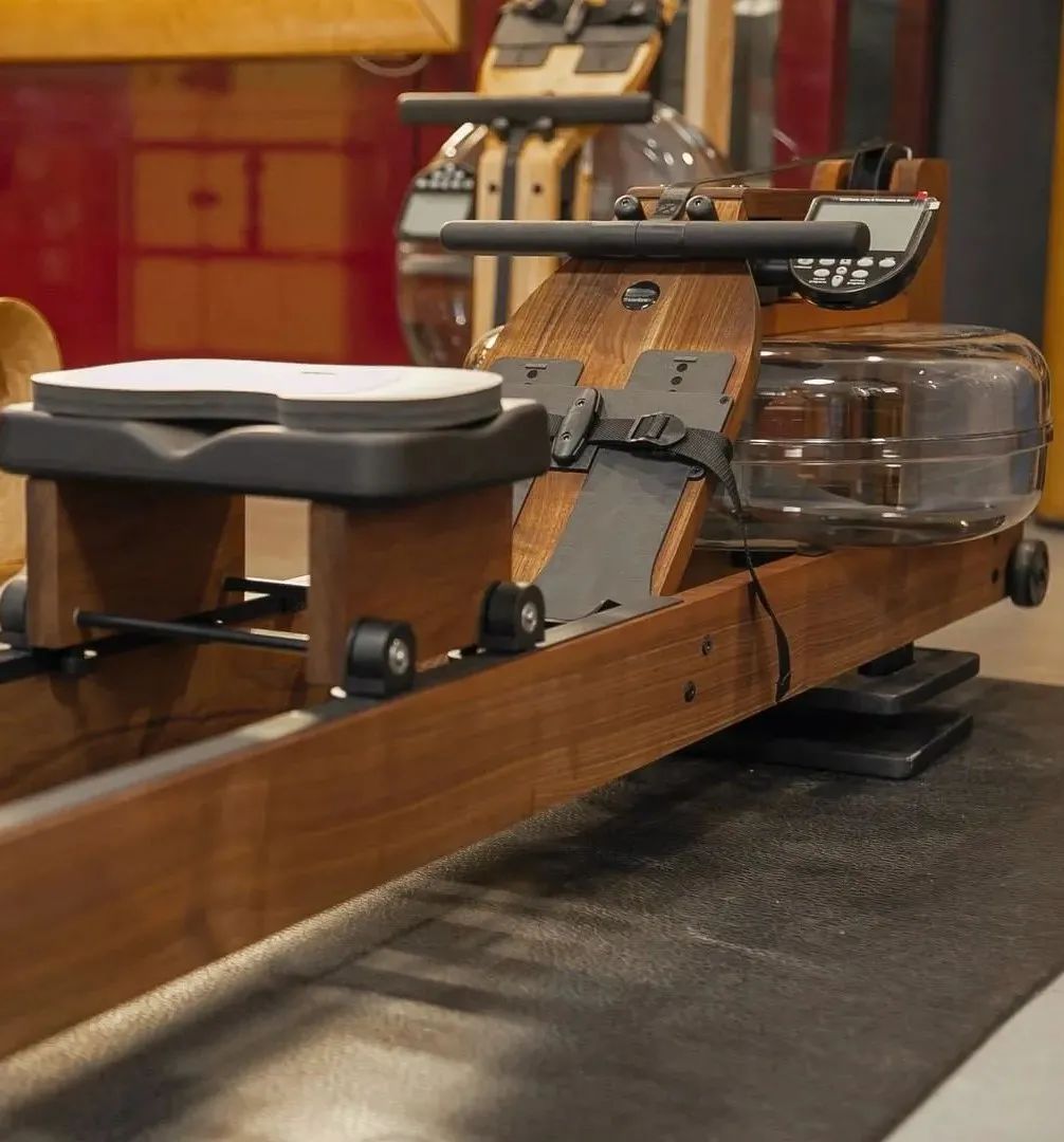A complete guide to cleaning and maintaining your WaterRower water tank ...