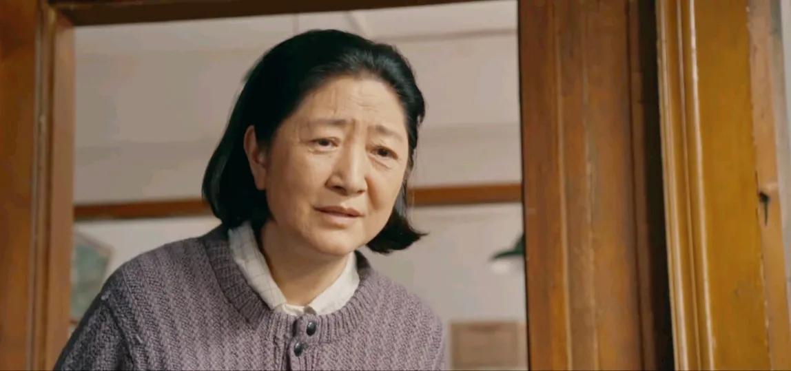 Wang Yajun: A late-blooming old actor who had a caesarean section at the age of 40 and quarreled ...