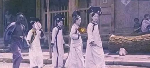 Historically, female eunuchs really existed, and their purification ...