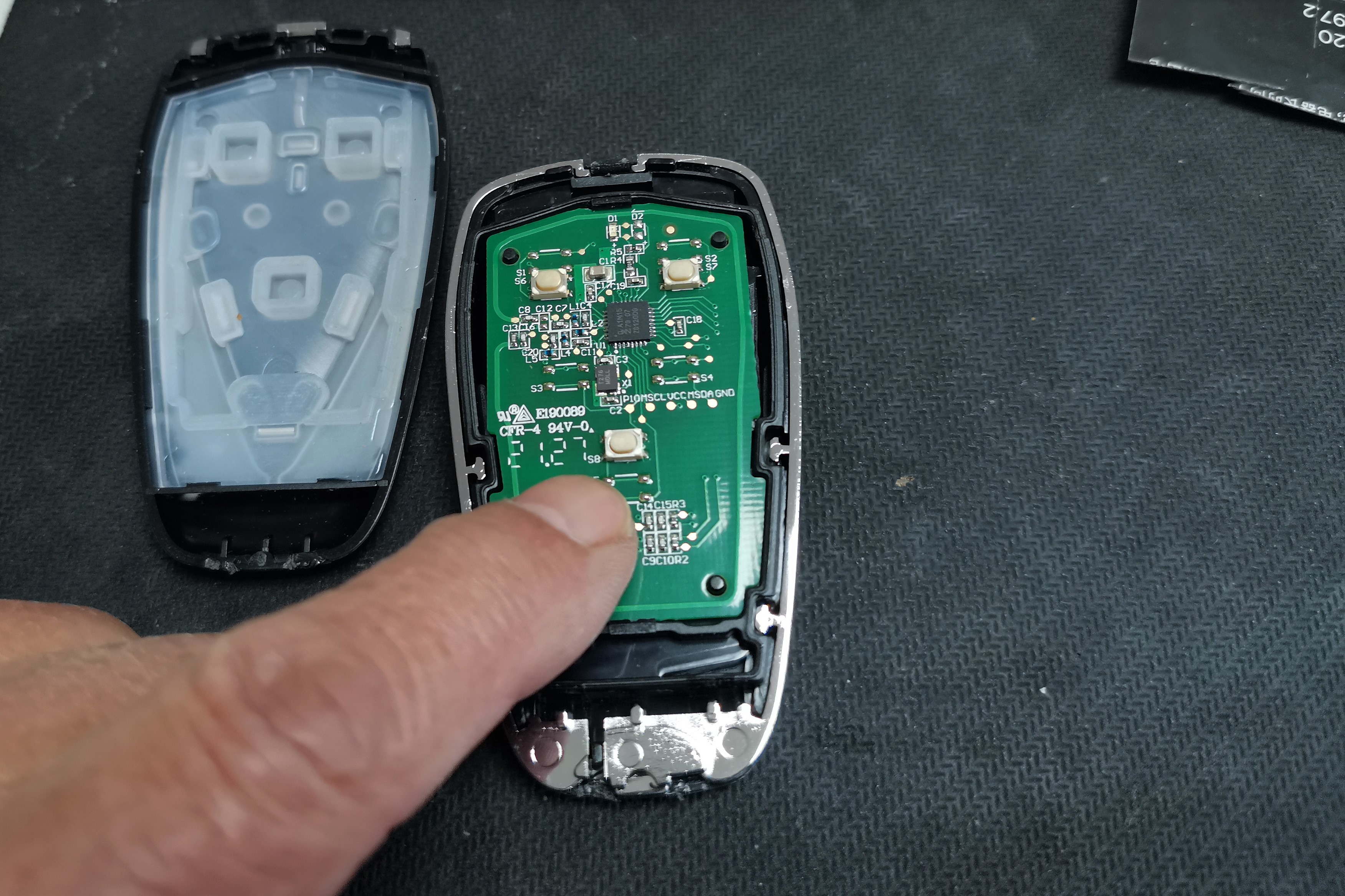Second generation 55plus smart key battery replacement - iMedia