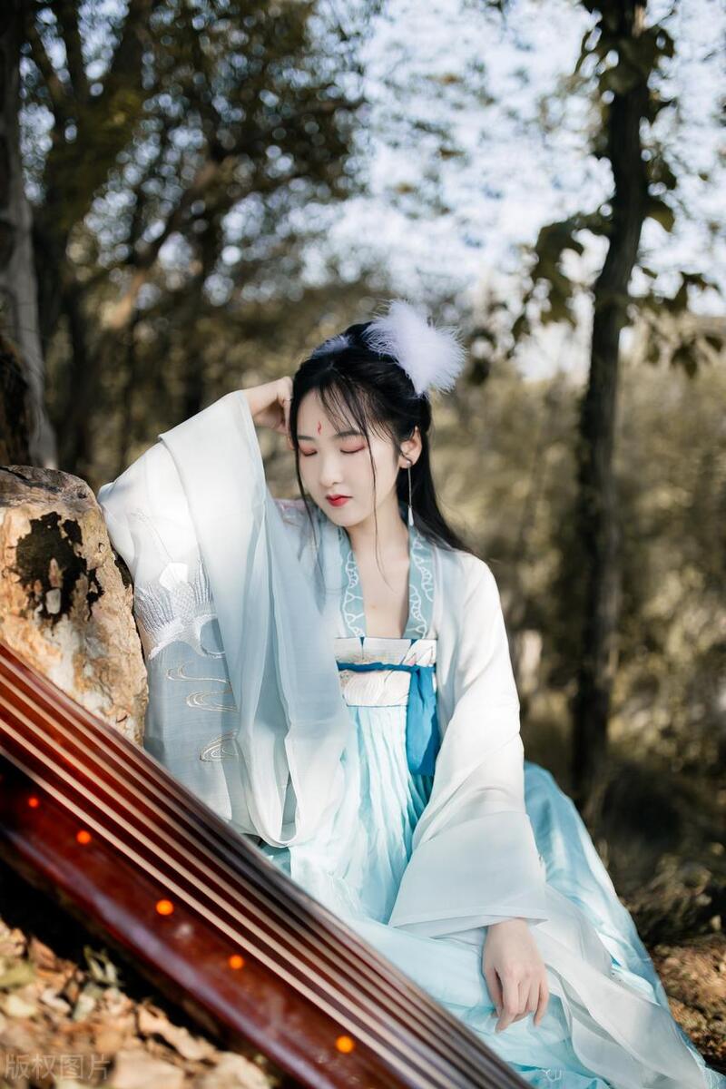 Unpopular poems that shock you once you read them - iMedia