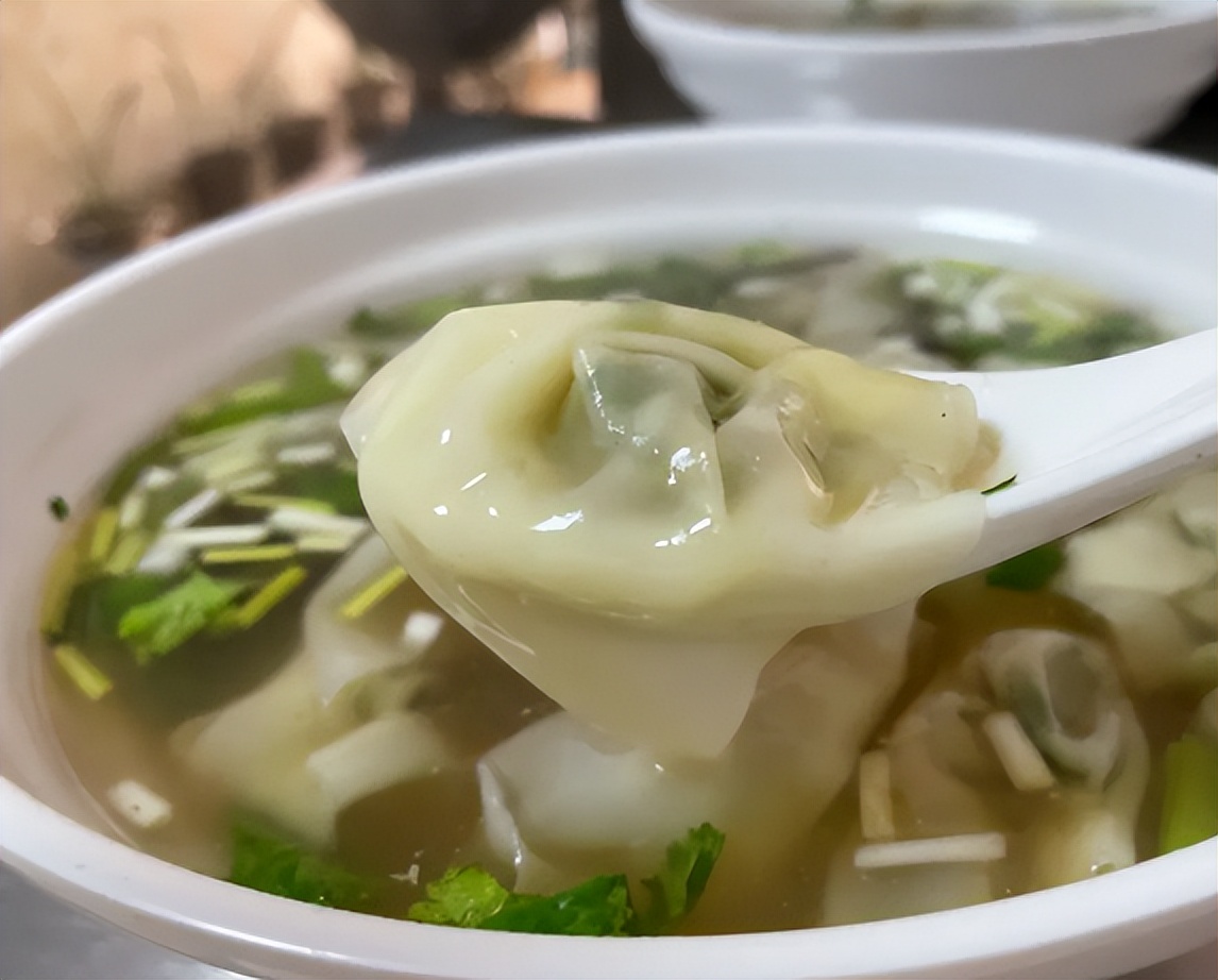 Analysis: "The Delicious Inheritance of Wonton" - iNEWS