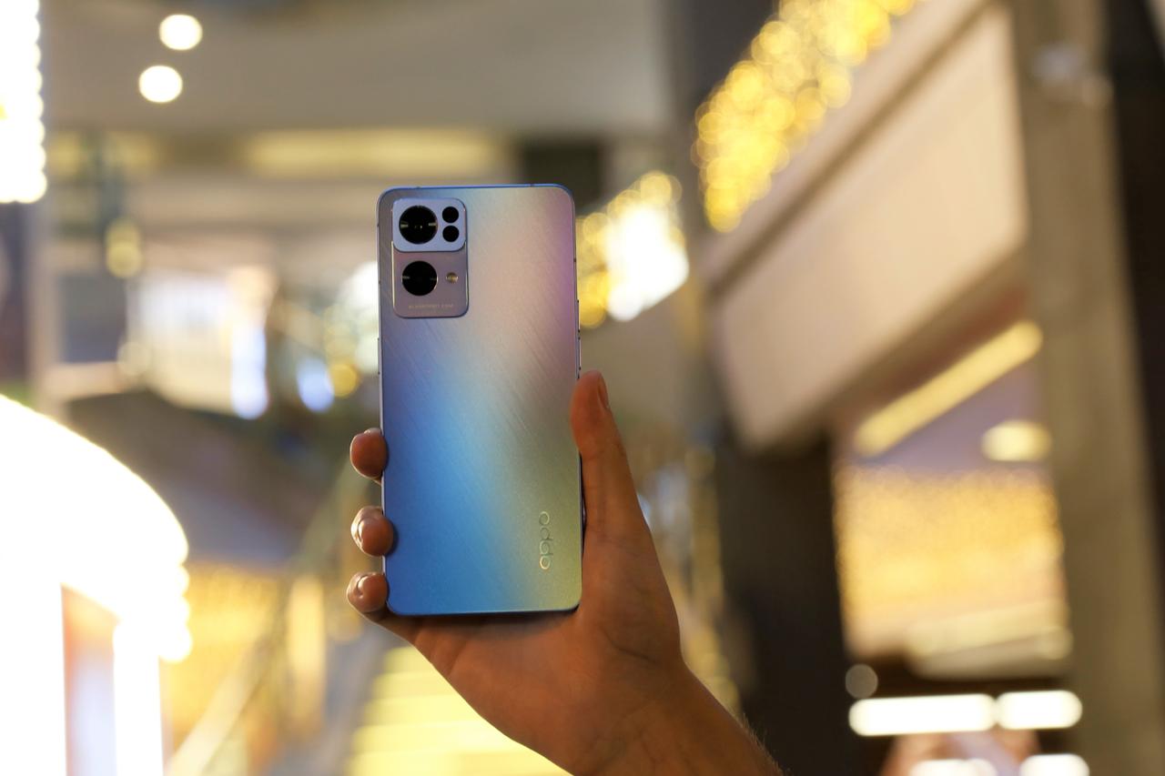 過年旗艦另向解悶：OPPO Reno7 Pro，攝影與遊戲皆是好手 - 資訊咖