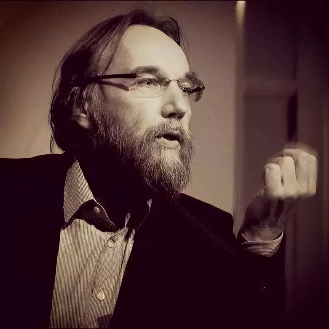 "Putin's brain", the driving force behind the "special military ...