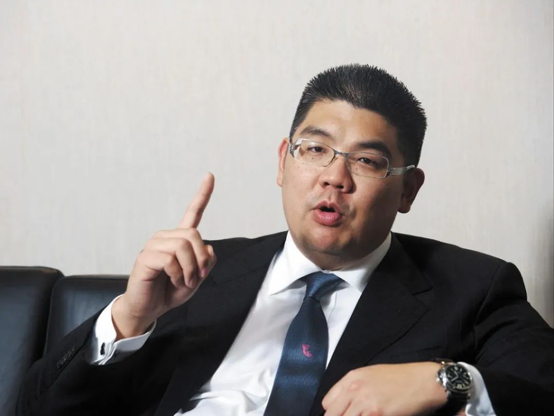 Brothers from the Lian family, who are completely different in ...