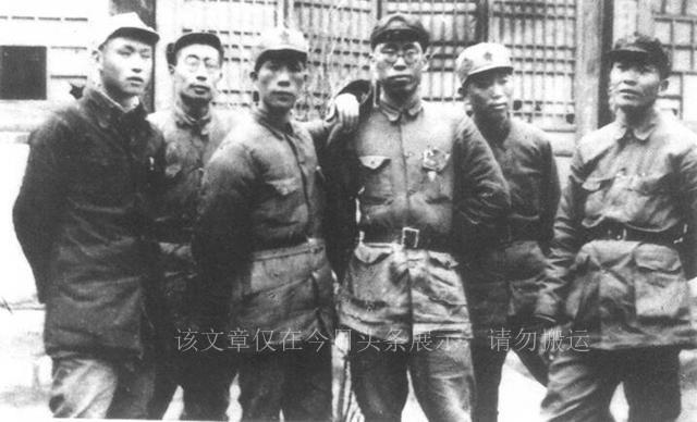 Liu Yalou stayed in the Soviet Union for 8 years. When he returned to ...