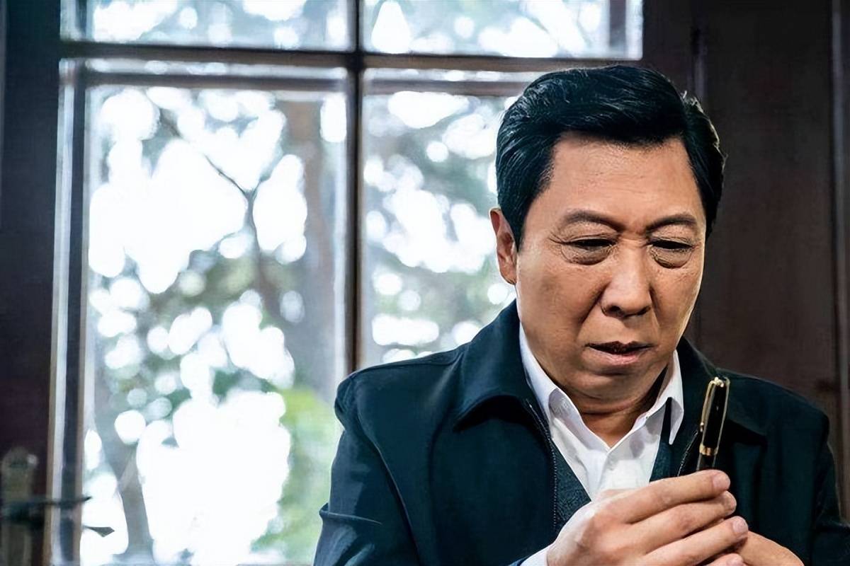 "Spring Day Warm Sun" saw He Shui's "temporary rebellion", only to understand that Jiang Ye was ...