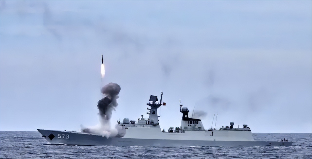 The number of naval frigates: there are now more than 100 ships, and ...