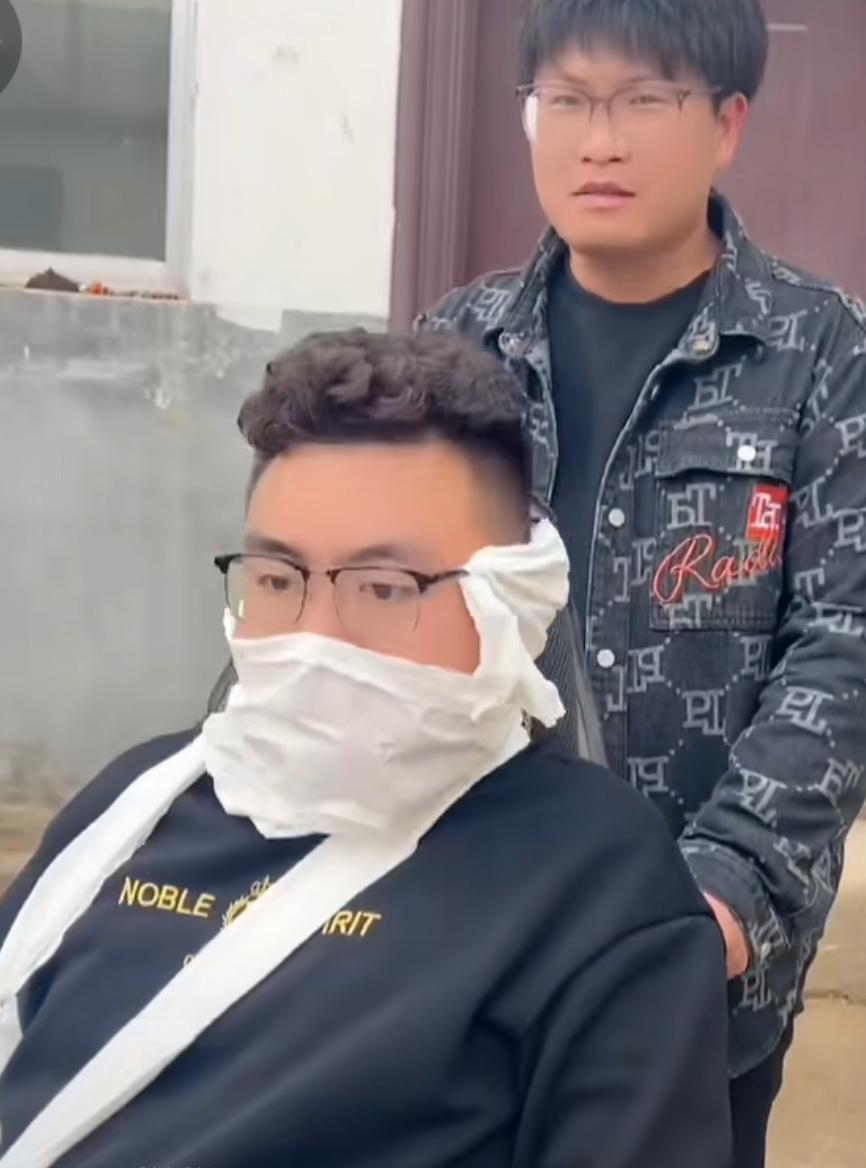 Guo Wei made a small joke for the first time, secretly poking at the ...