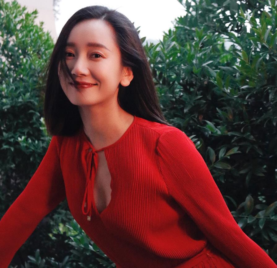 She is known as the "Nortel School Flower", she has been acting down-to ...