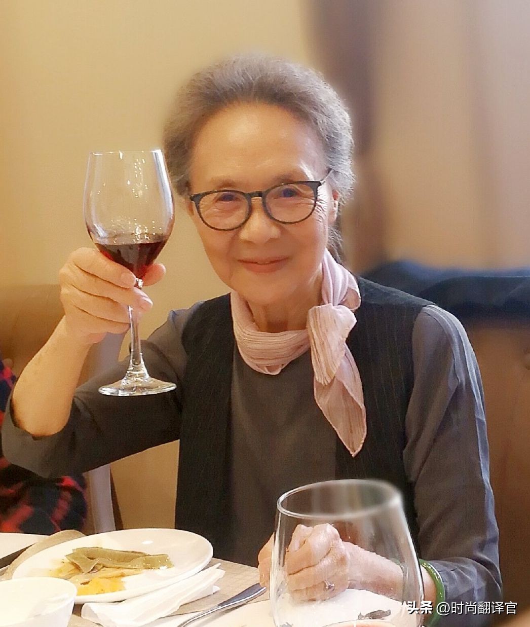 The undefeated beauty should be 87-year-old Wu Yanshu and 67-year-old ...