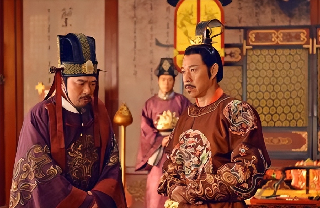 How big is Li Yuan's ambition?Just read his son's name together and you'll understand - iNEWS