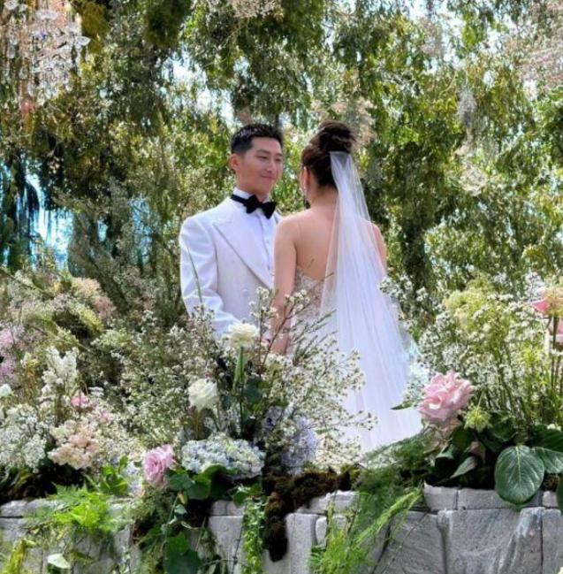 Dou Xiao's wedding sparked heated discussions, and the accessories on ...