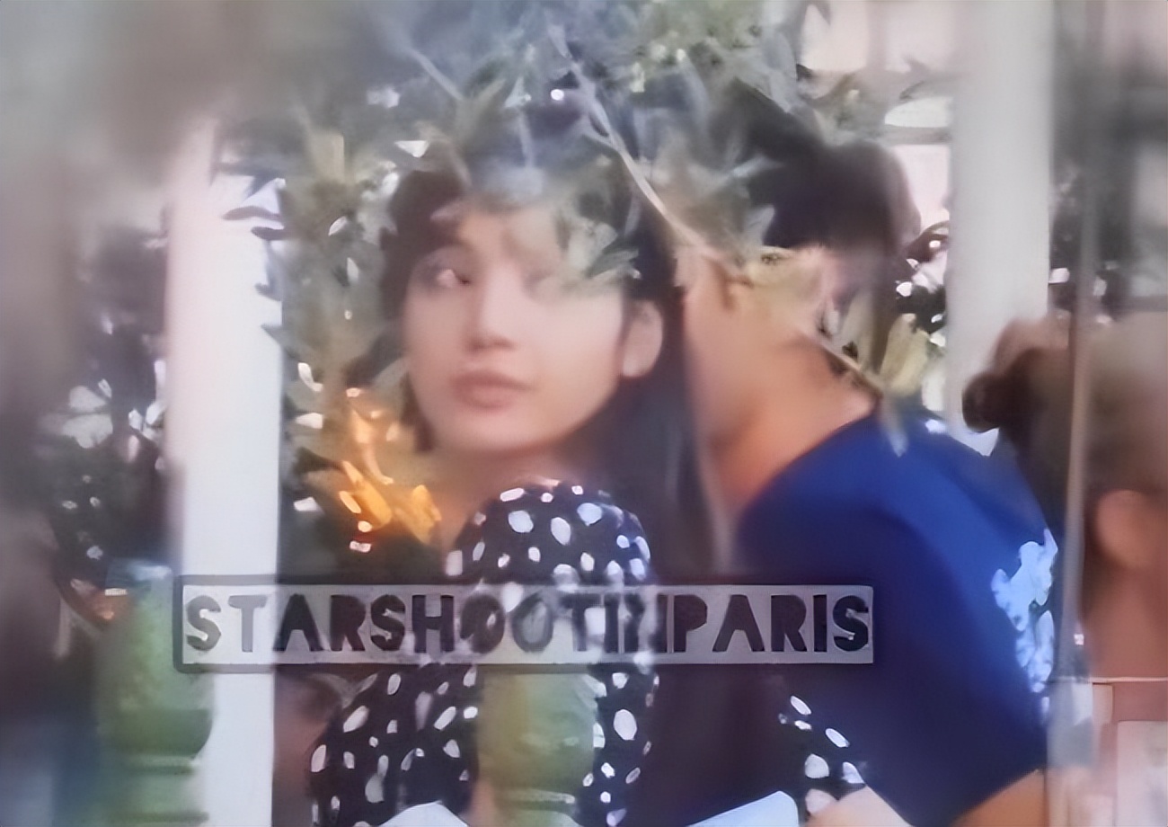 The contract expires in August, and Lisa in July was photographed ...