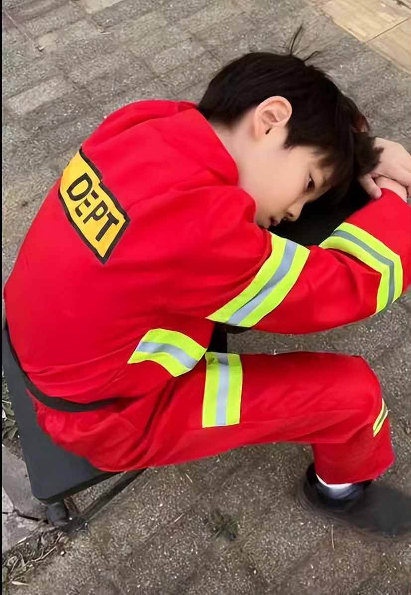 9-year-old Uh-huh Chou is on the trending list! With buck teeth and ...