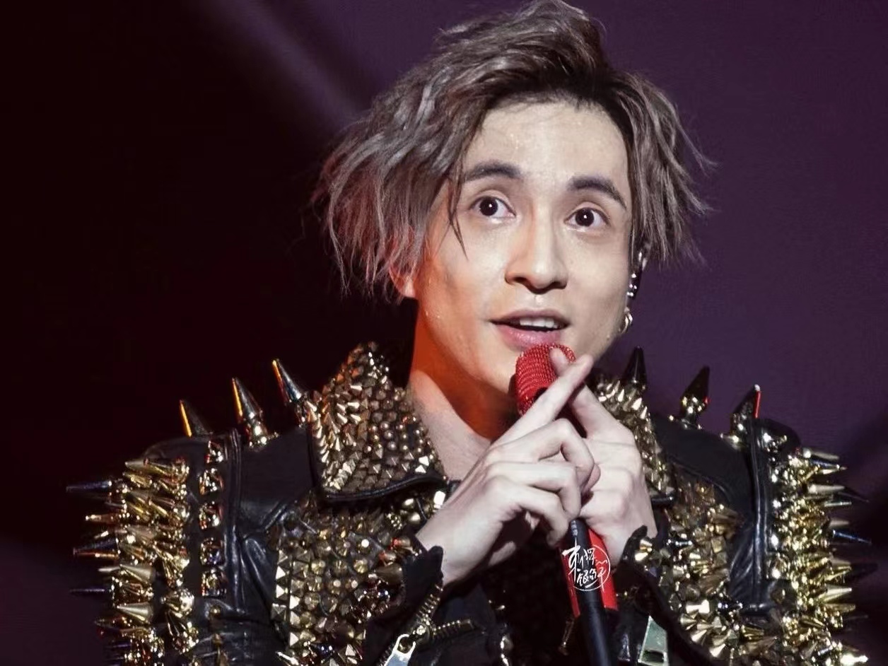 Joker Xue's concert was suspended midway! He had a fever of 39 degrees ...