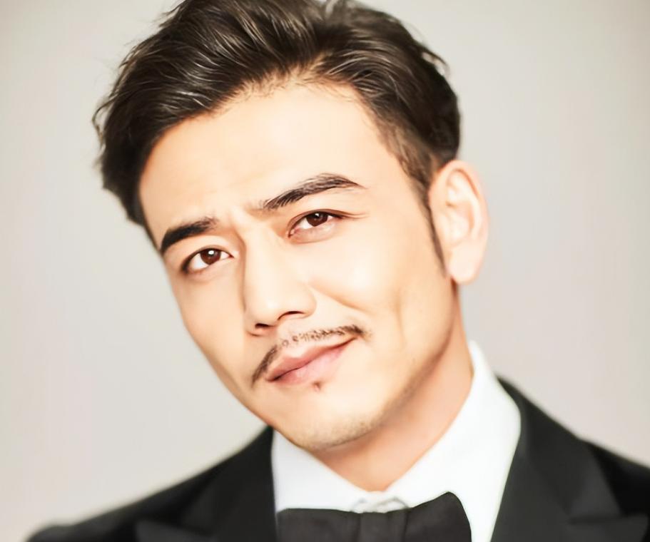 Actor Yang Shuo: How did he fall from "top male god" to "spoiled by ...