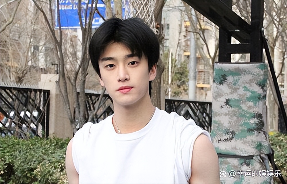 "I want to see you tomorrow" Jiang Kan actor, Zhang Kangle's personal ...