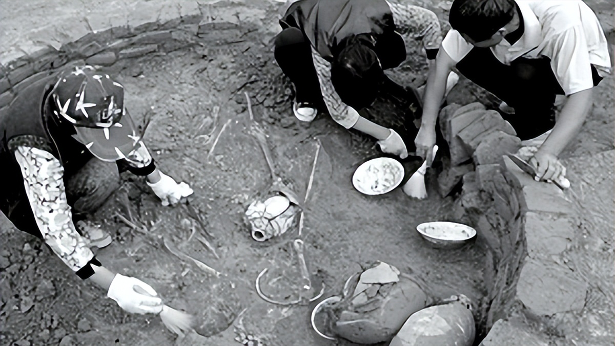 The Mystery of Handan (6) - The Origin of Fengfeng - iNEWS