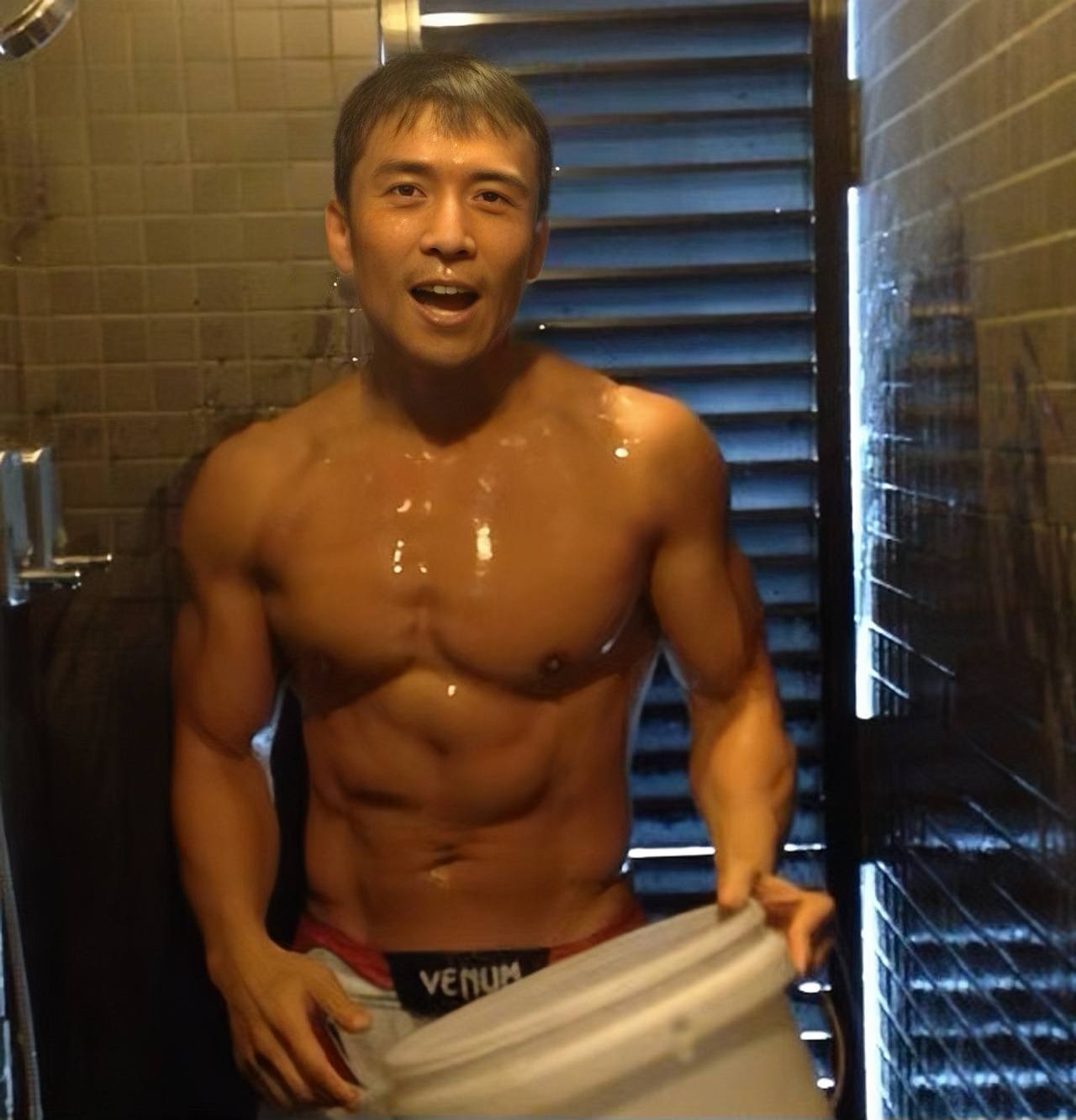 A well-known Hong Kong male star reveals a new relationship!He revealed ...