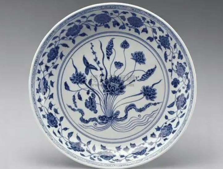 Why doesn't the national emblem use Kang and Qian lines, but Han and ...