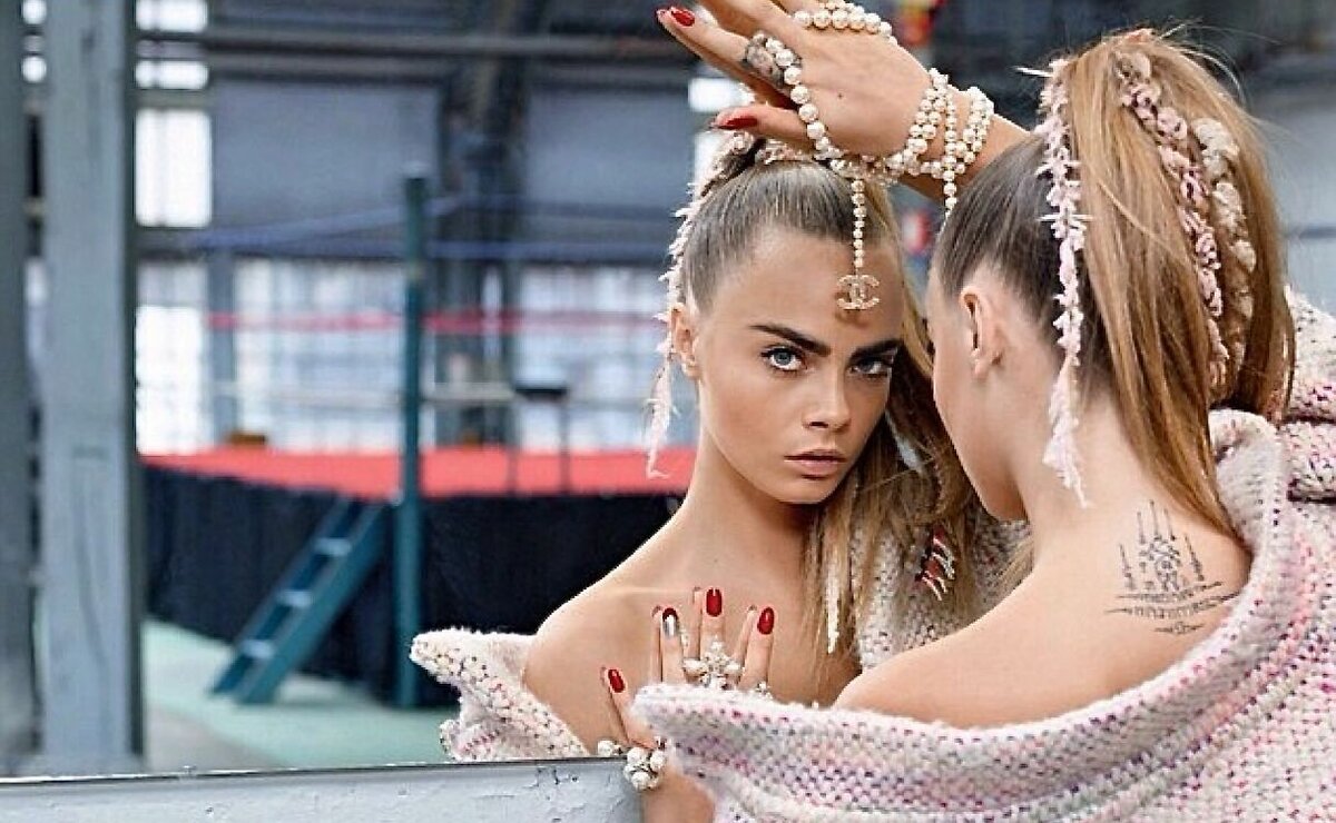 Super Goddess Cara Delevingne - iMedia
