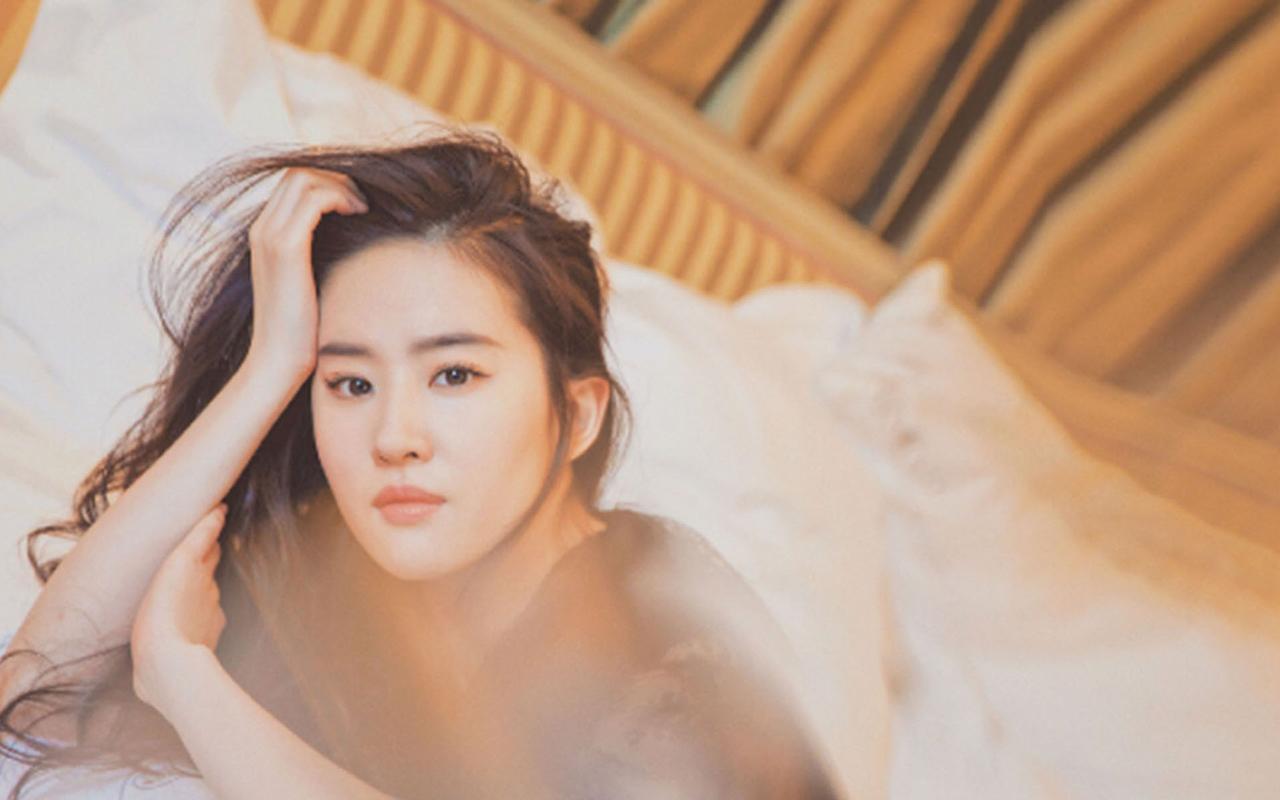 [Little Gossip] Liu Yifei Wang Churan Wang Hedi Dapeng Fan Chengcheng Wang Yibo Zhao Lusi - iMedia