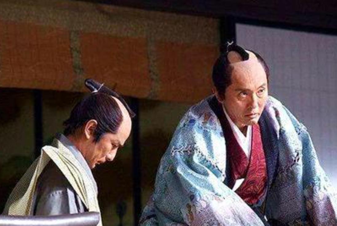 A brief analysis of the changing process of the Japanese public ...