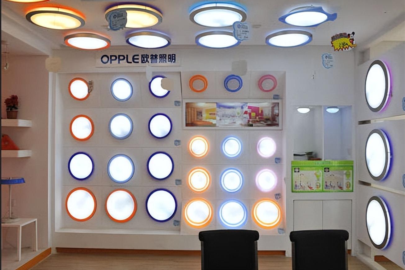 Opple Lighting Ma Xiuhui: Starting a business with debt, turning a ...