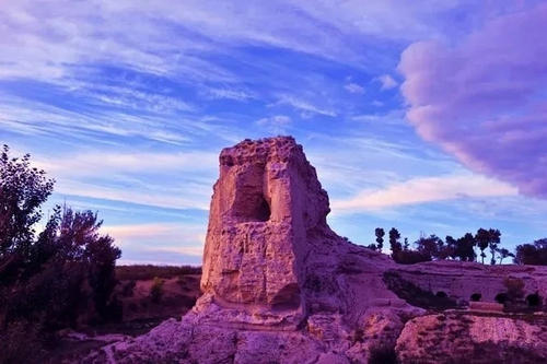 Helian Bobo Jian Hu Xia: Charming Villain - iNEWS