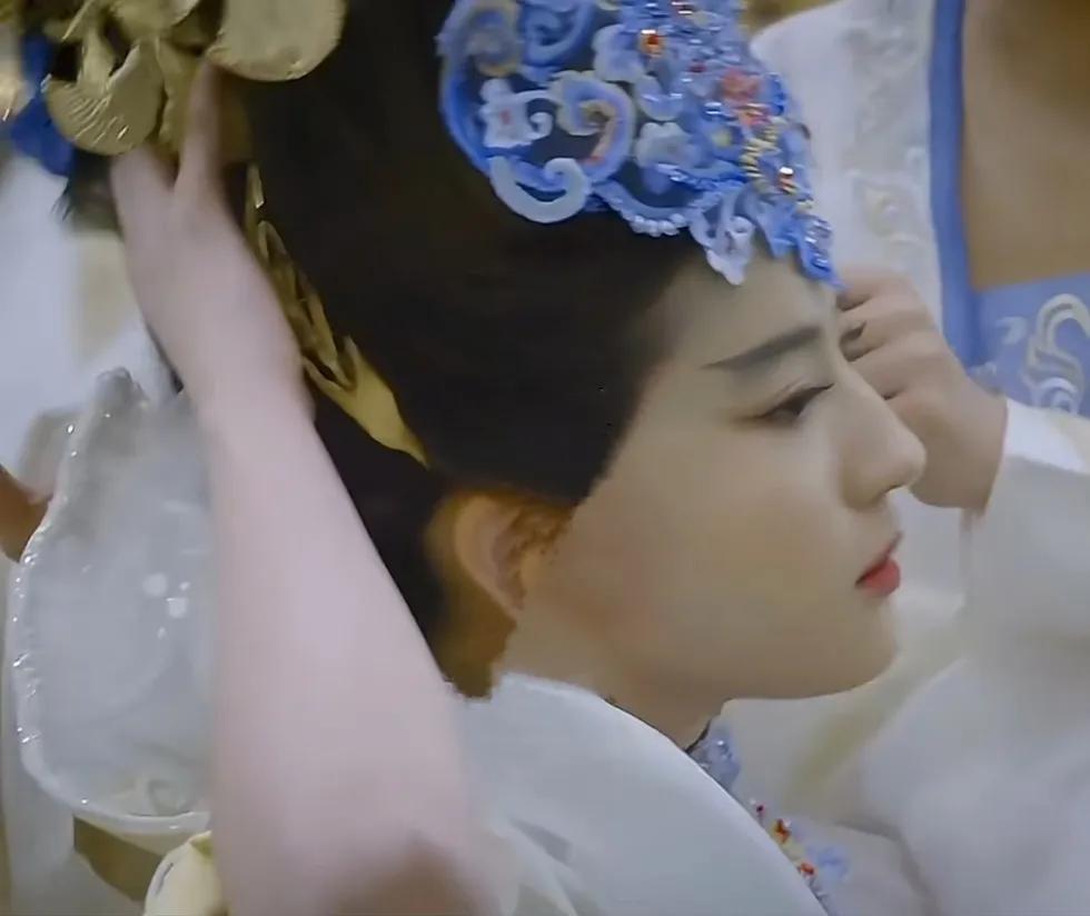 Liu Yifei. Yang Mi. Who is more immortal? - iMedia