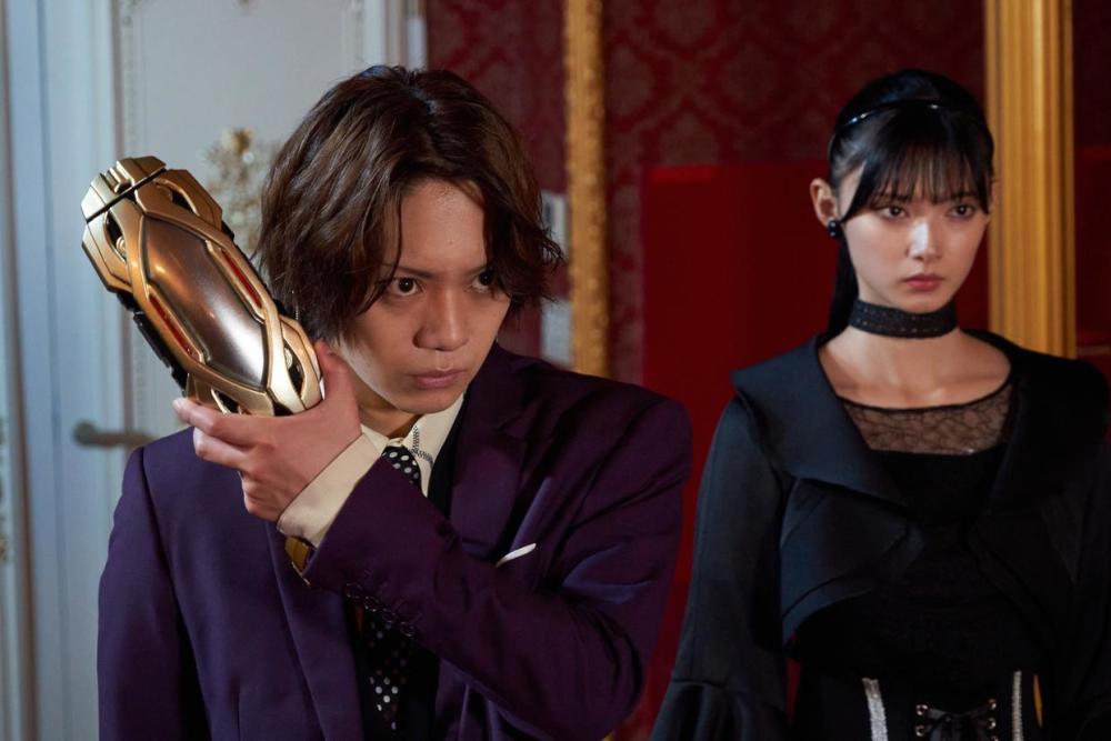 Kamen Rider Geats Episode 47: New Boss debuts, fights and explodes ...