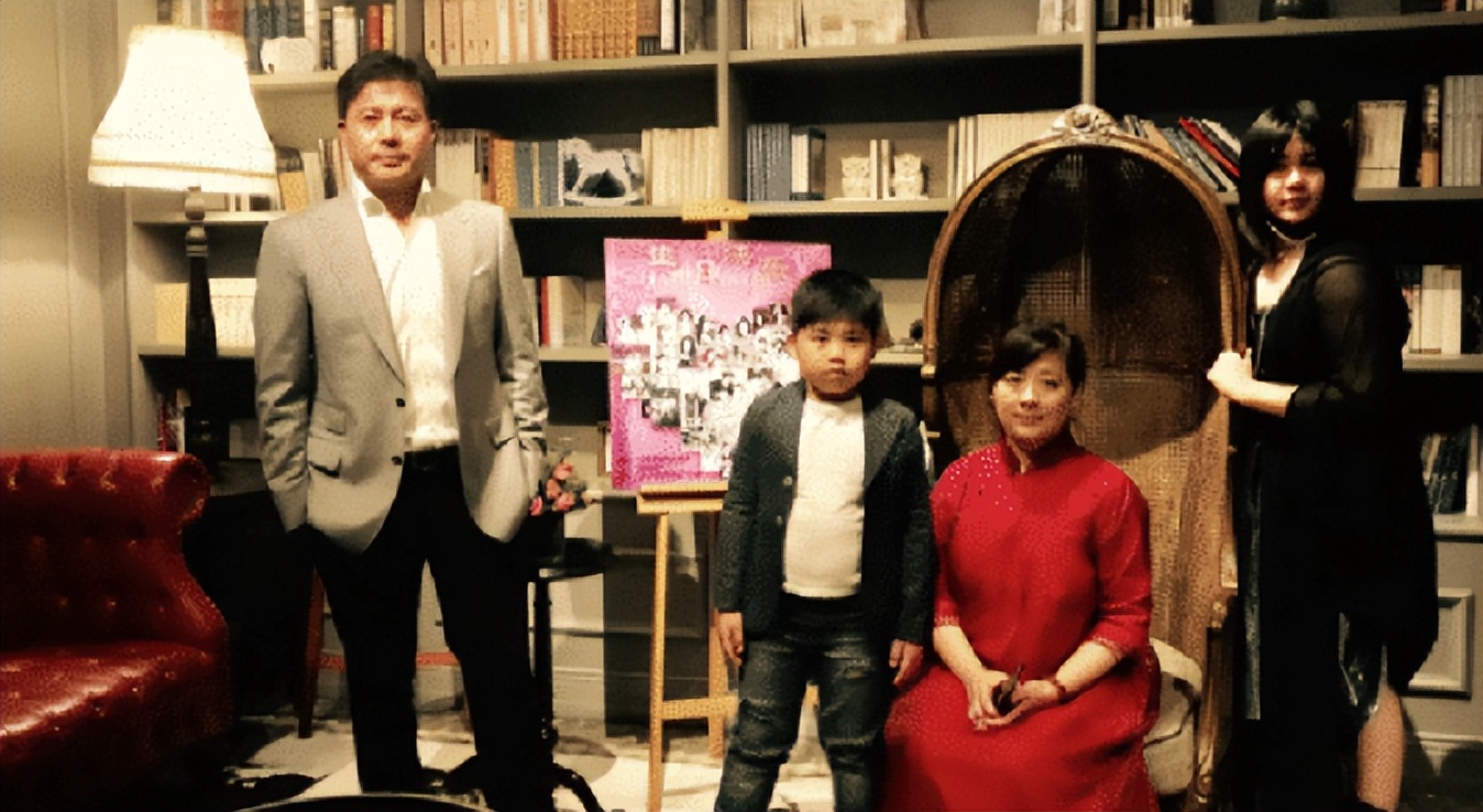 Tong Ruixin and Xia Jing's happy family photos, their chubby children ...