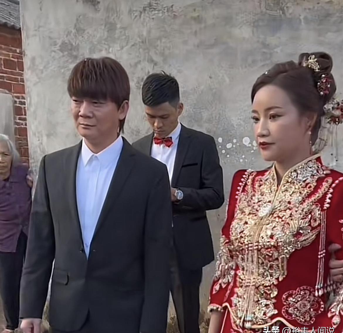 38-year-old singer Liu Zhe returns to his hometown to make up for his ...