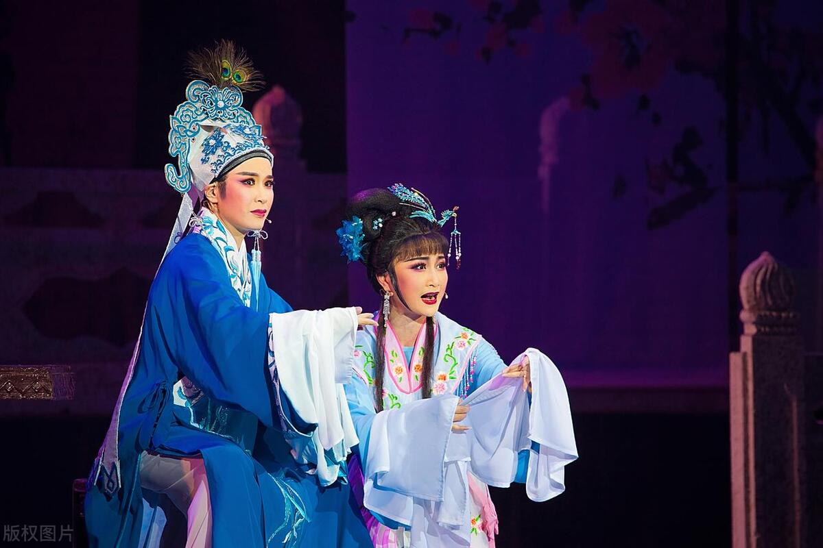 What is the love between Liang Shanbo and Zhu Yingtai? I blush after ...