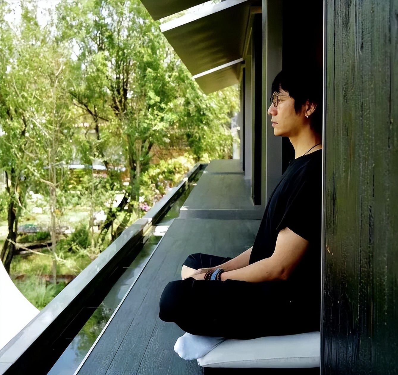 Chen Kun's 21-year-old son, whose recent photo was exposed, looks more ...