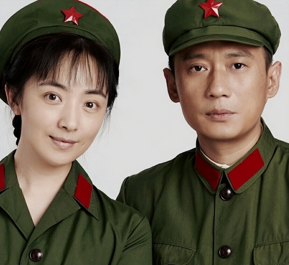 In the play are comrades, outside the play are husband and wife, Liu ...