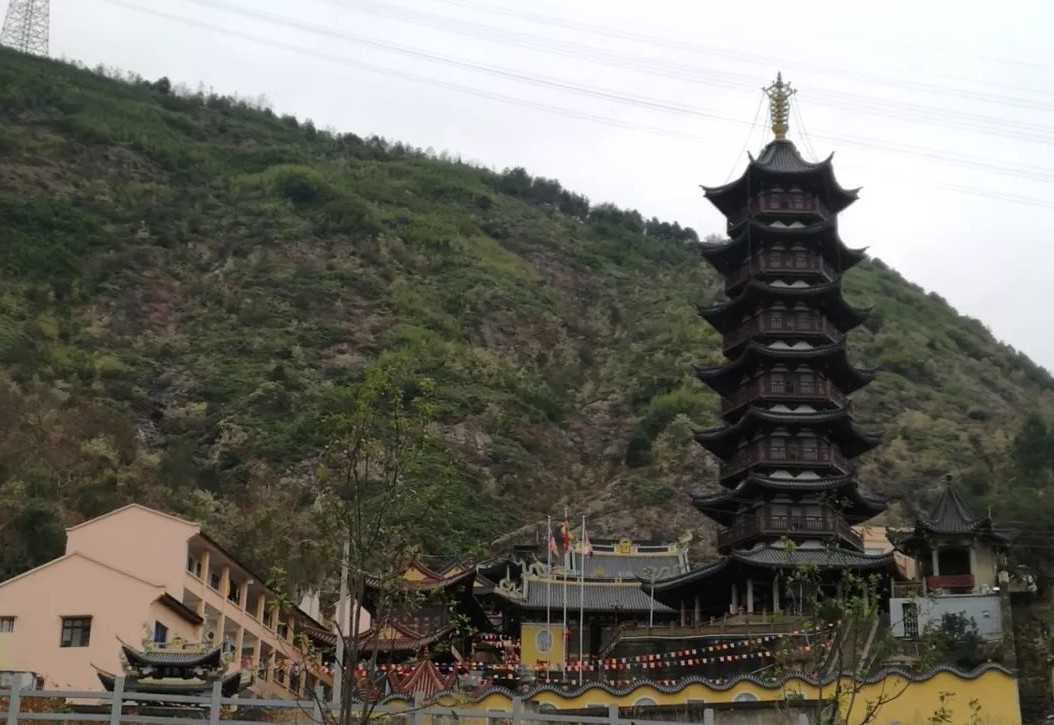 Seven Halls of the Temple: Longxiang Pagoda - iNEWS
