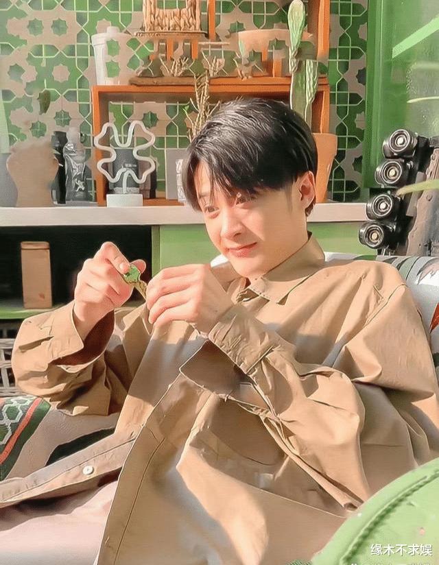 31-year-old Tan Jianji and 35-year-old Jin Shijia's new drama style ...