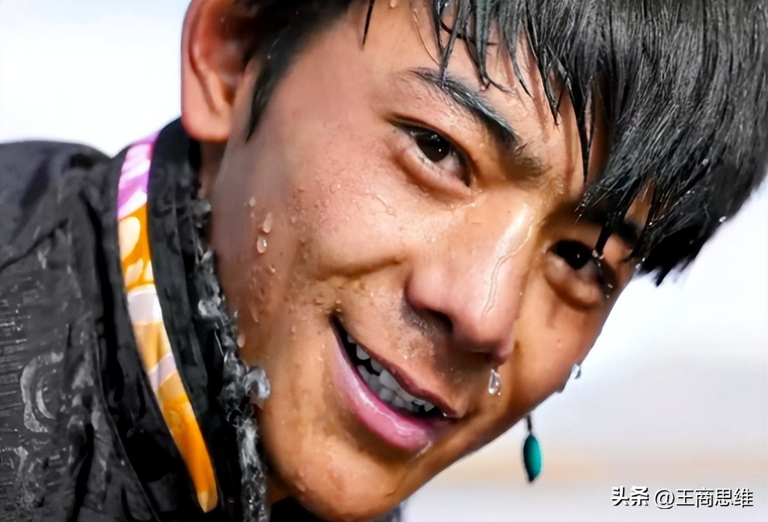 Two years ago, Ding Zhen, the "sweet wild boy" who was popular all over ...