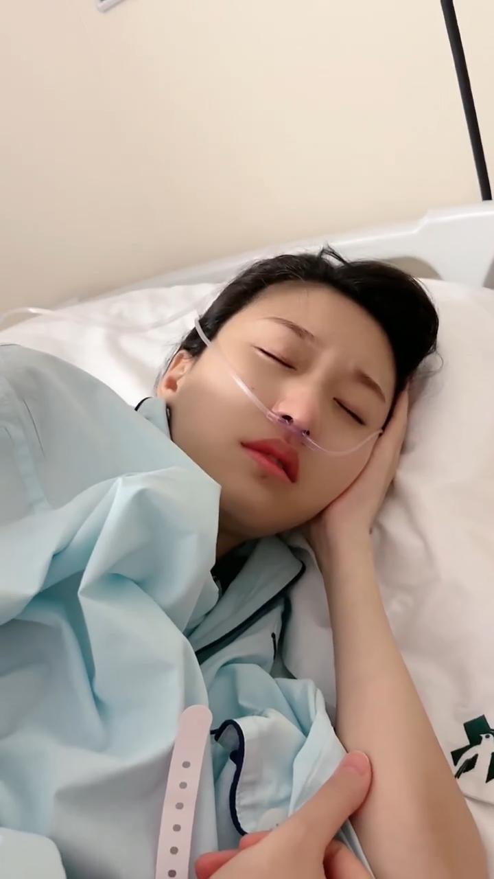 Yan Xuejing was upgraded to be a grandmother, actor Xu Mengdi was happy ...