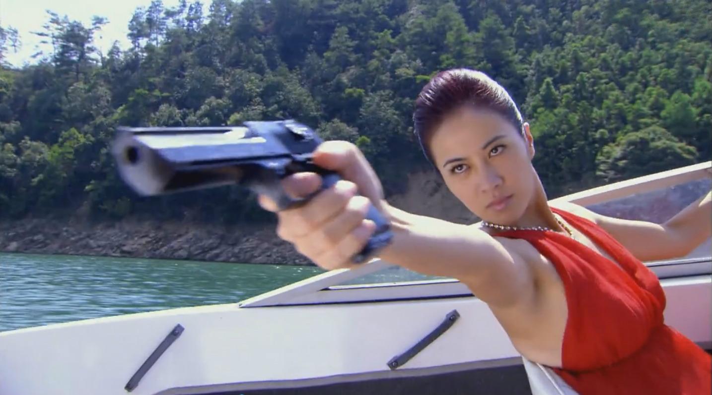 Put on heavy makeup, so don't act awkwardly as a secret agent! These 4 ...