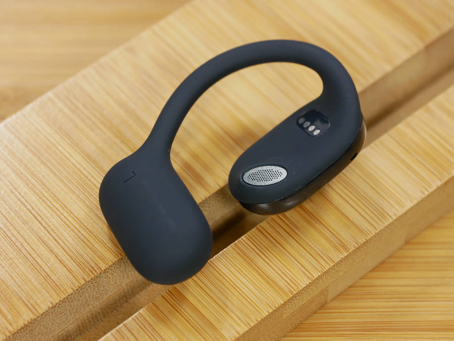 The Healthiest Posture for Wearing Headphones: Comfortable OWS Open ...