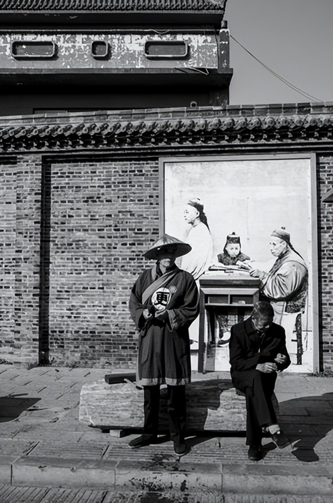 Explore the status of watchmen in ancient society, the evolution of the ...