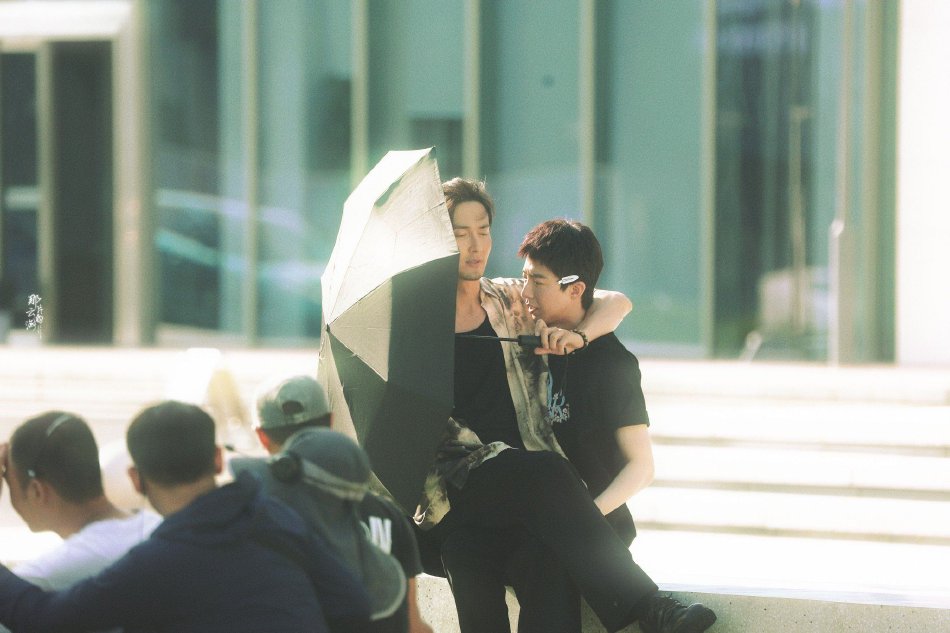 "Cicada Girl" new Reuters exposure, Liu Yuning was taken turns to sit ...