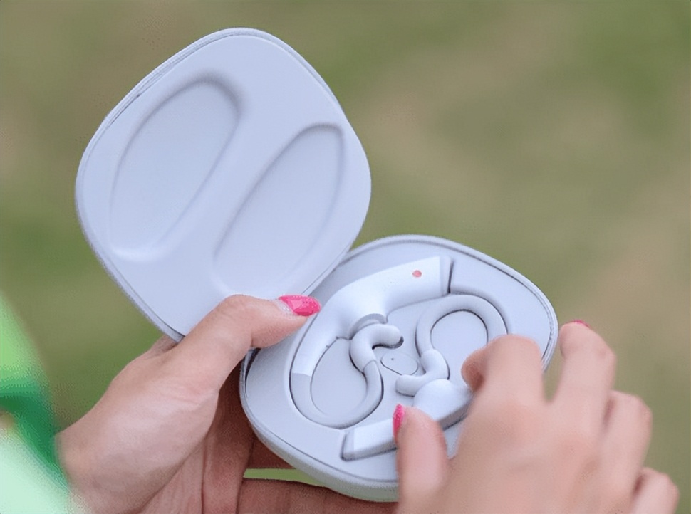 List of essential equipment for outdoor activities, sports headphones ...